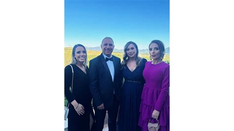 Голямата дъщеря на Христо Стоичков брои дните до сватбата 168 Часа