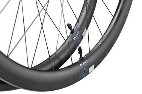 Upgraded Dt Swiss Tubeless Carbon Crc Cross Wheels Are Lightweight