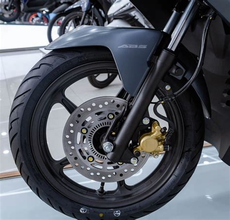 Bảng giá xe Honda Air Blade tháng giảm c ực mạnh khách Việt đặt gạch ầm ầm chọn màu
