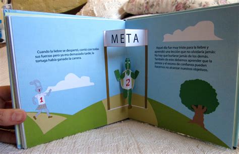 Diseño Gráfico Libro Pop Up La Liebre Y La Tortuga