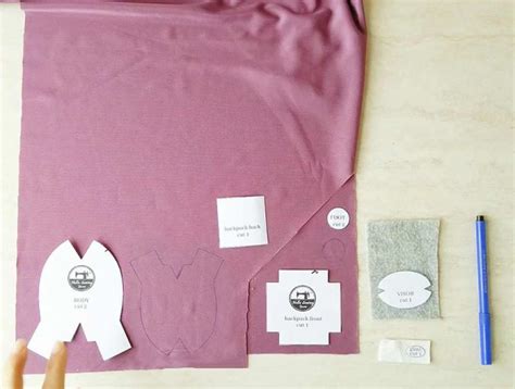 Among Us Crewmate Plush Pattern Video Tutorial ⋆ Hello Sewing