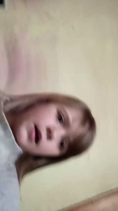 я для вас вышла без куртки и без шапки и на улицу зимой 😡 Youtube