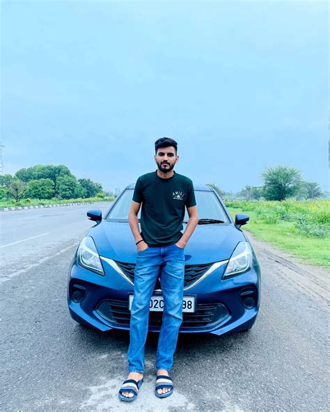 Hemant Choudhary Hemaxnt • Instagram Photos And Videos