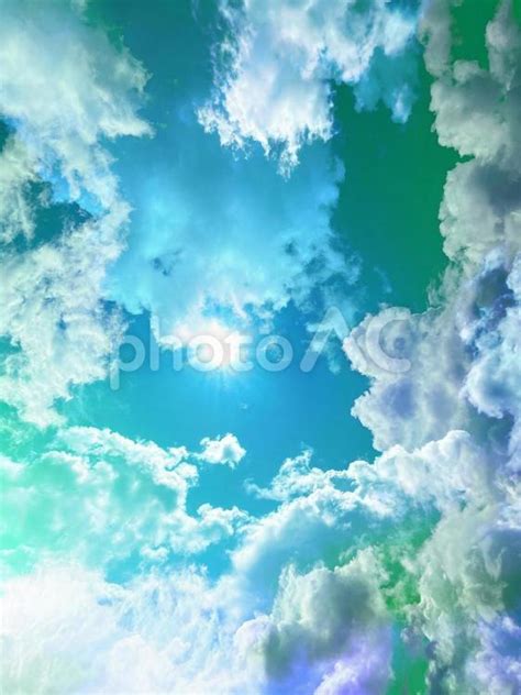 きれいな緑色の空 No 26684224｜写真素材なら「写真ac」無料（フリー）ダウンロードok