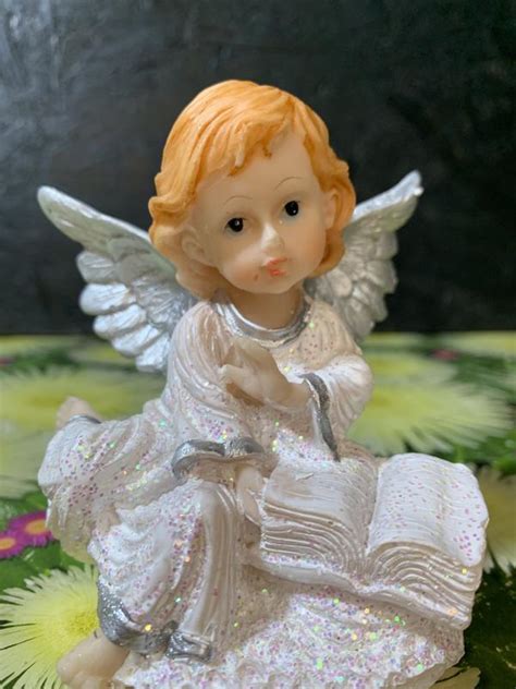 Ангел статуетка — цена 140 грн в каталоге Статуэтки Купить товары для дома и быта по доступной