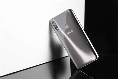 Asus Max Pro Swirlingovercoffee