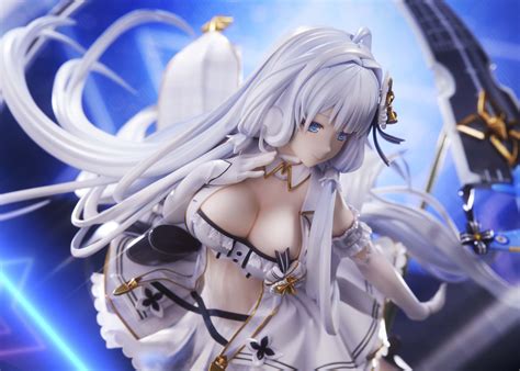 16スケールフィギュア アズールレーン イラストリアス μ兵装 Goldenhead