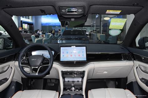 【比亚迪2023款宋plus Dm I 冠军版 110km旗舰型plus】报价参数图片 新浪汽车