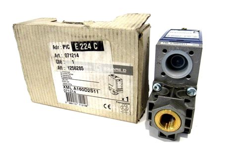 New Telemecanique Xml A160d2s11 Pressure Switch Xmla160d2s11 Sb