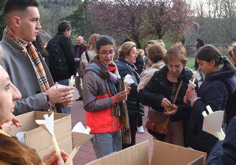 Vía Crucis De Los Padres Carmelitas El Norte De Castilla