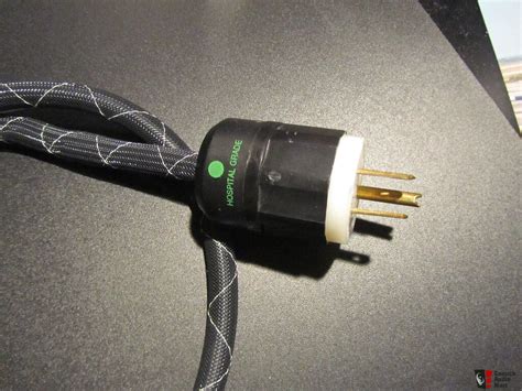 Leviton 8215 C Hospital Grade Plug S O L D Photo 885674 Canuck