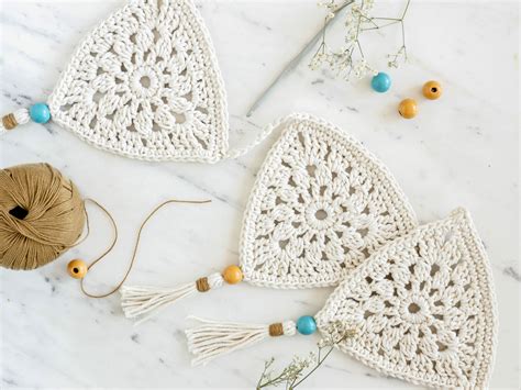 PATRÓN GRATIS Guirnaldas Triangulares en Crochet Crochetisimo