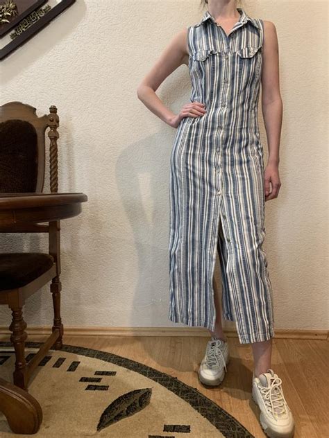 Плаття в стилі 90х — ціна 195 грн у каталозі Довгі сукні Купити жіночі речі за доступною ціною