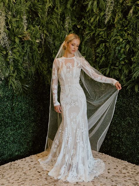 Elegant Wedding Dresses With Lace