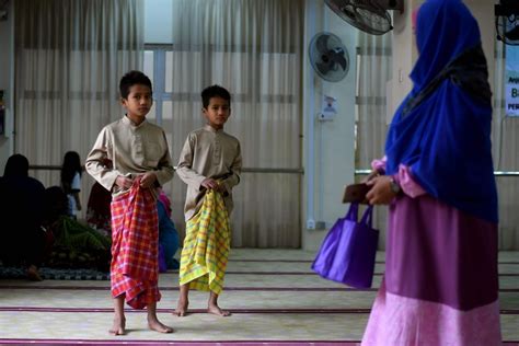 Budak Hilang Zakar Sepenuhnya Dalam Satu Lagi Kesilapan Khatan Di