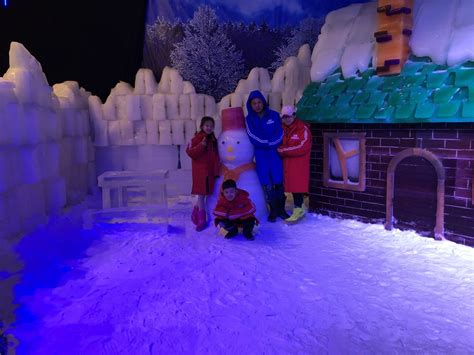 惠东巽寮湾冰雪乐园巽寮赤砂冰雪乐园惠东巽寮湾冰湖大山谷图库