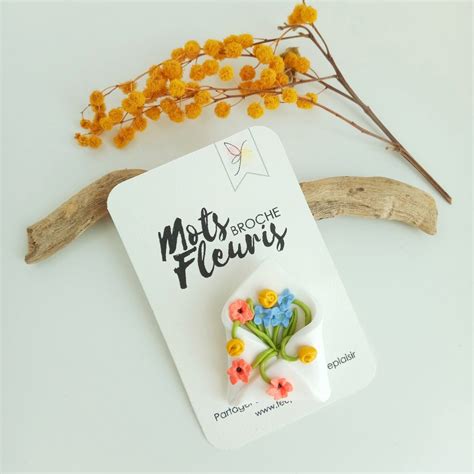 Broche Mots Fleuris