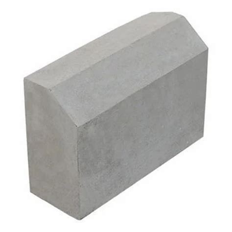 100mm Gray Concrete Kerb Stone Dimensions 600x200x100mm At ₹ 35 Piece