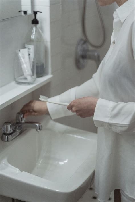 Association Between Maternal Fluoride Exposure During Pregnancy And Iq