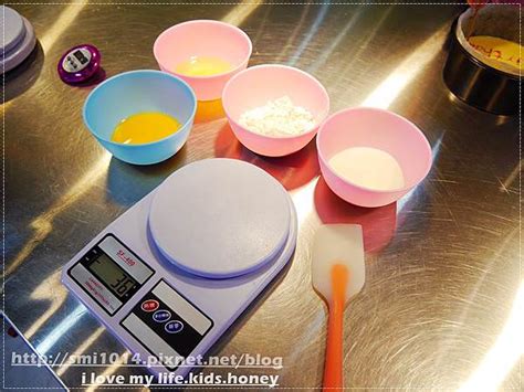 【桃園烘焙】樂烘妹 Diy烘焙教室。桃園首間diy烘培教室 跟著ipad輕鬆做蛋糕。法國藍帶雙文憑師資。情侶約會 親子diy 手作甜點。近桃園