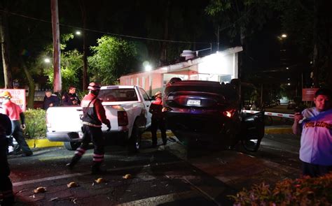 Conductora Choca Contra Caseta Y Auto En Coapa Grupo Milenio