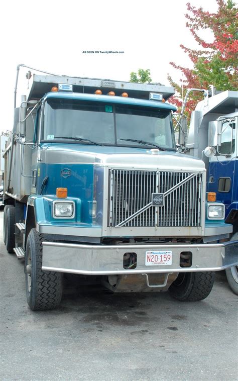 Volvo Acl B Tri Axel Dump Truck