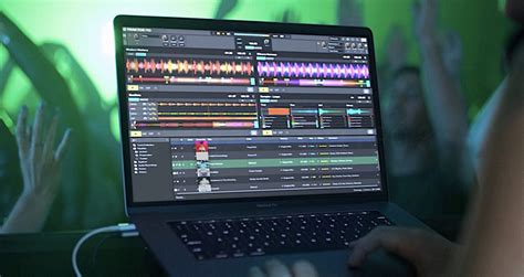 How To Dj With Digital Dj Controllers And Pro Gear Digital Dj Tips