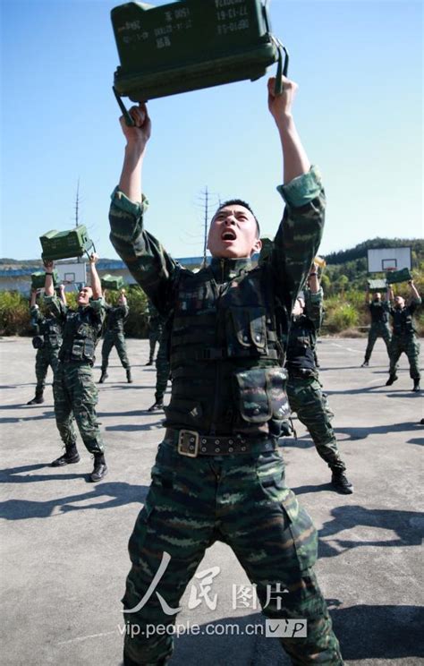 福建武警：「魔鬼周」極限訓練打造特戰精英 每日頭條