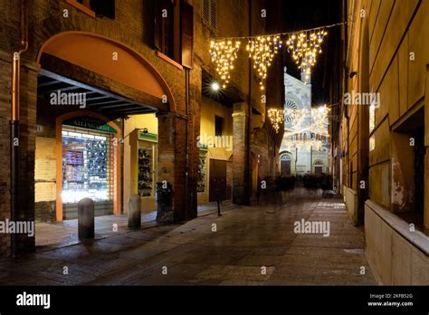 Città di Modena a Natale Emilia Romagna Italia Stock Photo Alamy