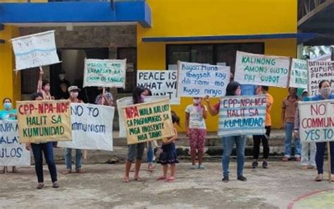 More Negocc Villagers Condemn Cpp Npa Atrocities Radio Philippines