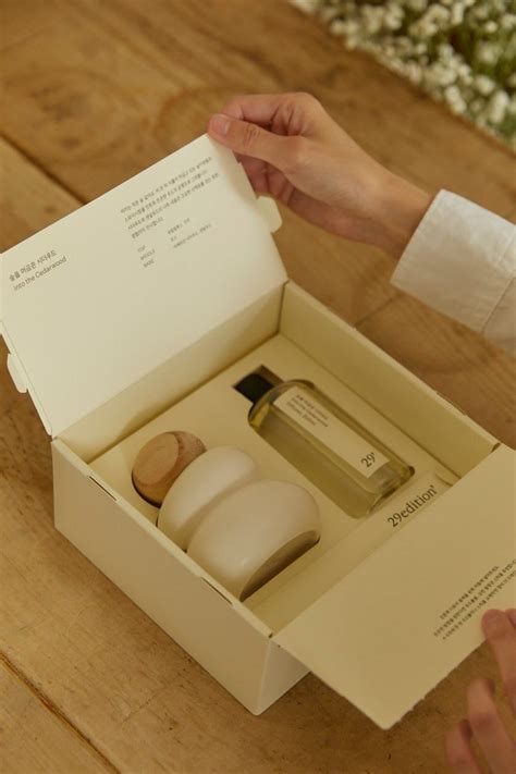 아름답고 실용적인 물건 감도 깊은 취향 셀렉트샵 29cm