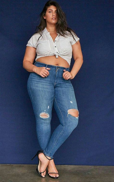 Pin Di Dr Metalhead Su LATECIA THOMAS Outfit Belle Donne Di Moda