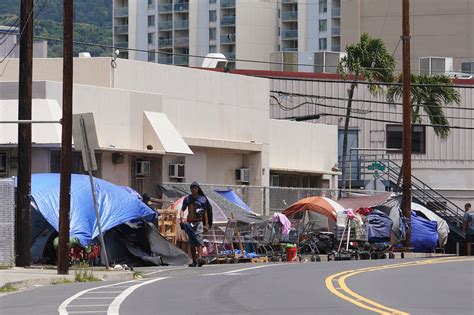 Hawaii Would Pay To Fly Homeless People Back Home Under New Bill