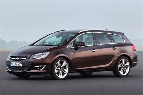 Opel Astra Sports Tourer Images 1 Of 21