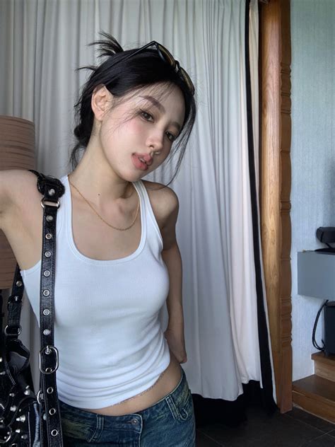 베이직 U넥 민소매 크롭탑