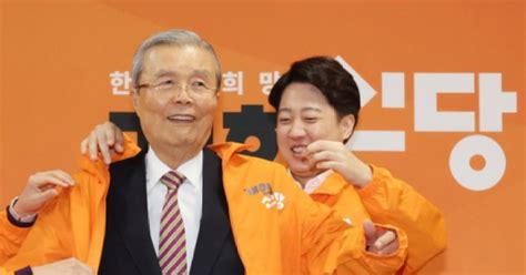 이준석 “김종인 외손자 개혁신당 당원할아버지 설득”