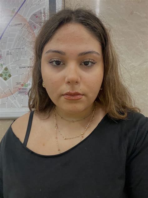 sezin kaya medium