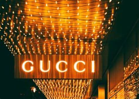 Gucci Opens A Modern Fashion Hub On Sandbox Metaverse Free Trading