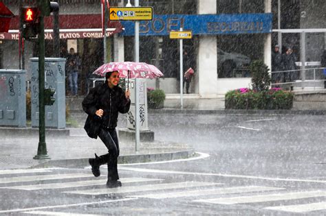 La borrasca Armand golpea España con lluvias en casi todo el país España