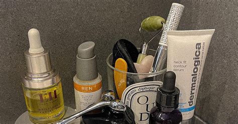 19 Best Skincare Products For Redness Editor Tested Who What Wear