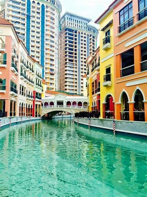 Venice Piazza Grand Canal Mall Mckinley Hill Taguig Grand Canal Canal Travel Dreams