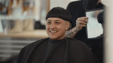 Genevieve Finds Herself In The Perfect Bowl Cut Hair Now The Spinoff