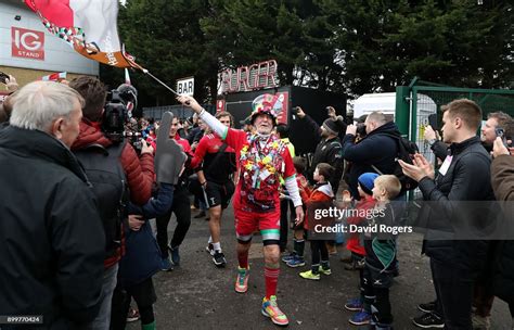 Harlequins Mascot Walks With The Team Ahead Of The Aviva Premiership