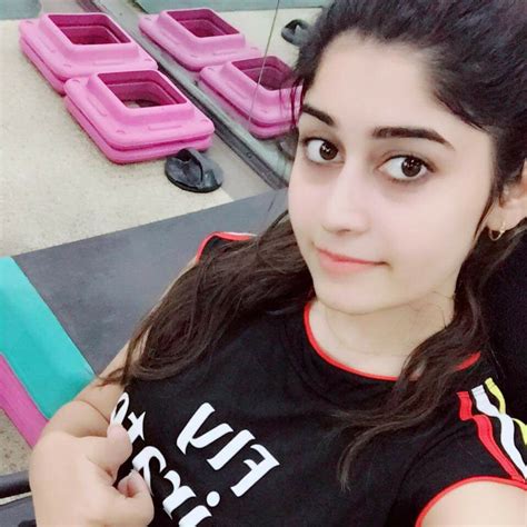 مسافر جانان بہ کلہ رازی