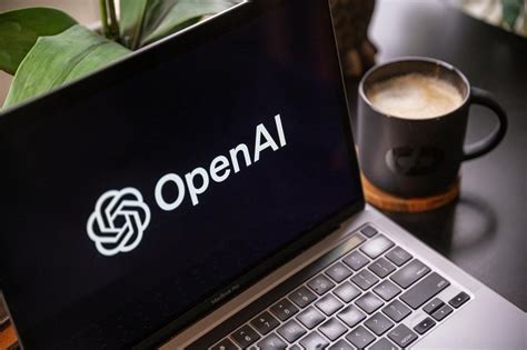 Openai自研芯片进展曝光 百万年薪挖角谷歌