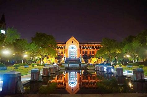 2024华东政法大学门票 上海华东政法大学游玩攻略 华东政法大学游览攻略路线 地址 门票价格 【去哪儿攻略】