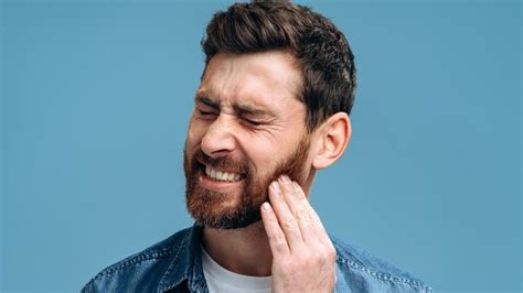 What Causes An Uneven Jaw