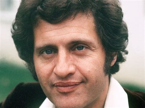Joe Dassin Cântărețul Poliglot A Fost Idolul Femeilor Rețete și Vedete