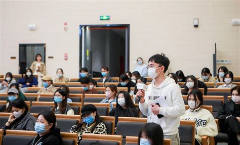 “动感地带，悦读正青春” ——象山影视学院高校名家系列讲座顺利举行宁波财经学院象山影视学院