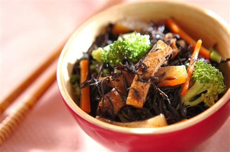 ヒジキの煮物（副菜）レシピ・作り方 E・レシピ